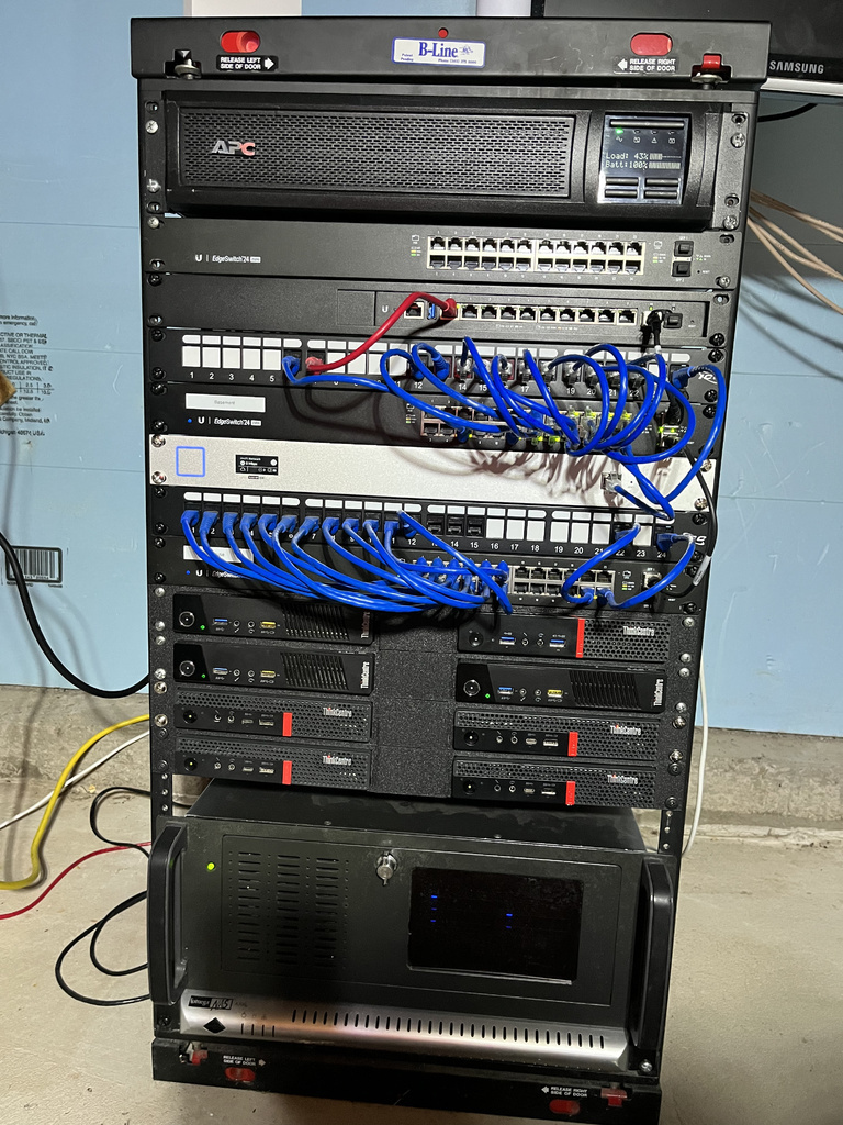 Free 3D file Thinkcentre Tiny 1U Rack 🖥️・Template to download and 3D ...