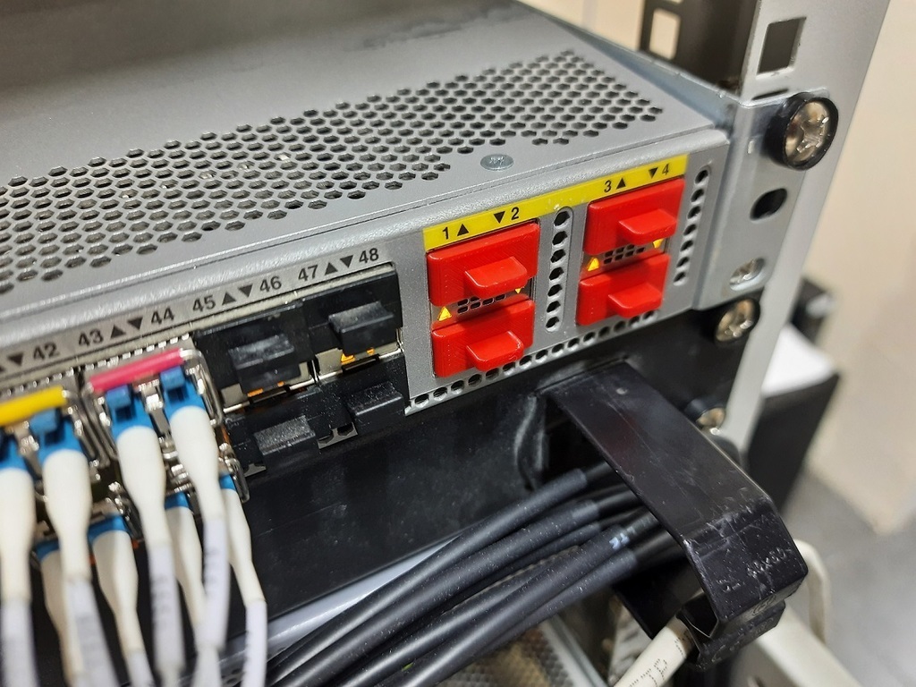 Free 3D file QSFP Plug・3D printable model to download・Cults