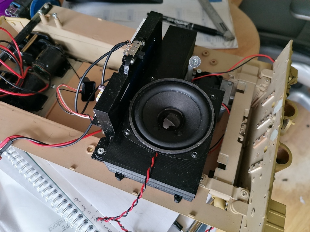 Archivo 3D gratis RC Torro Sturmtiger Speaker Box・Plan de la impresora ...