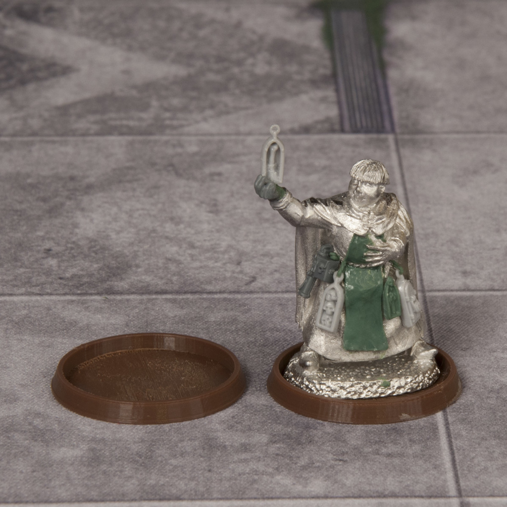 Free 3D file 28mm Miniature Base - Integral Converter・3D printing ...