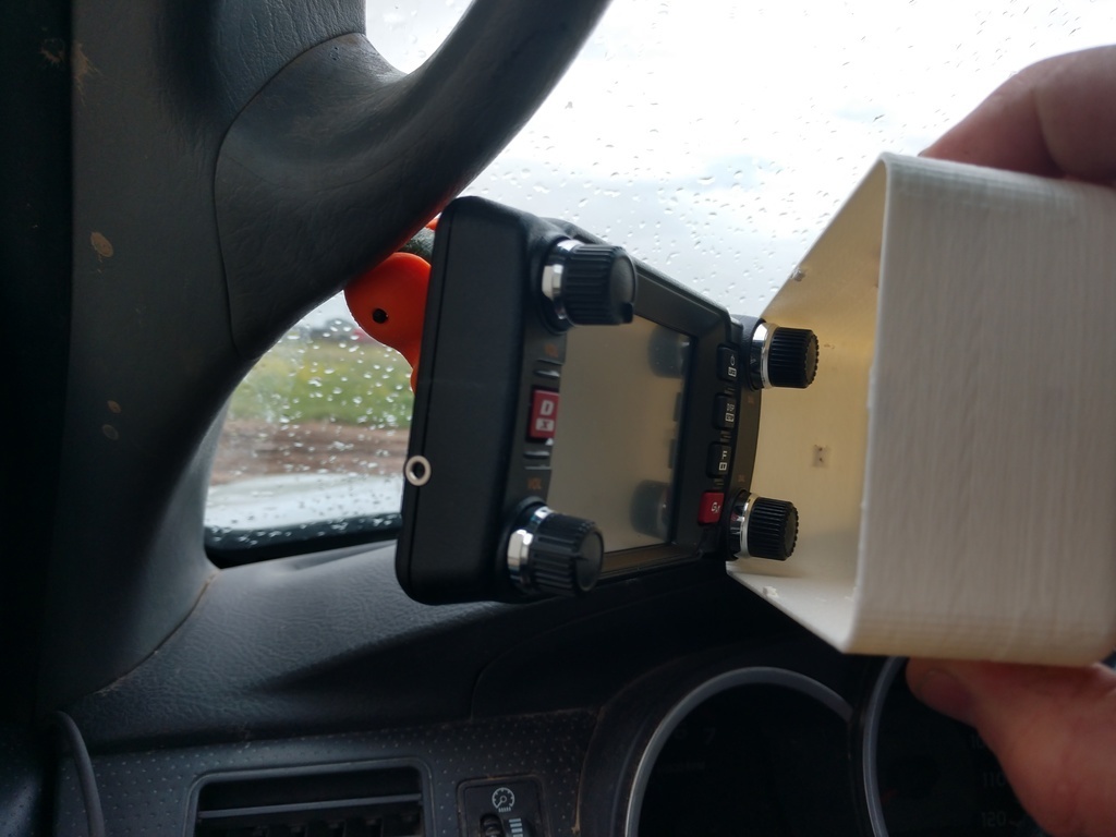 Free 3D file Yaesu FTM-400 display cover 👽・3D print model to download・Cults