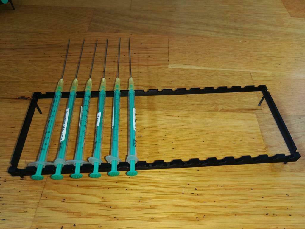 Free 3D file Stackable Parametric Syringe Rack・3D print design to ...