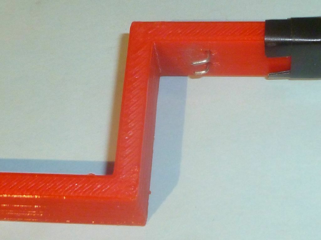 Free 3D file 3D Printer Cartridge Chip Contact Hub・3D print object to ...