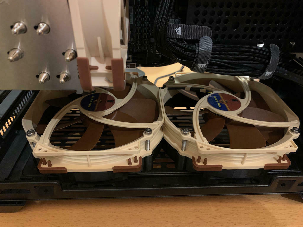 Free 3D file NF-A15 Spacer M4 Screws fitting for CoolerMaster NR200 ...