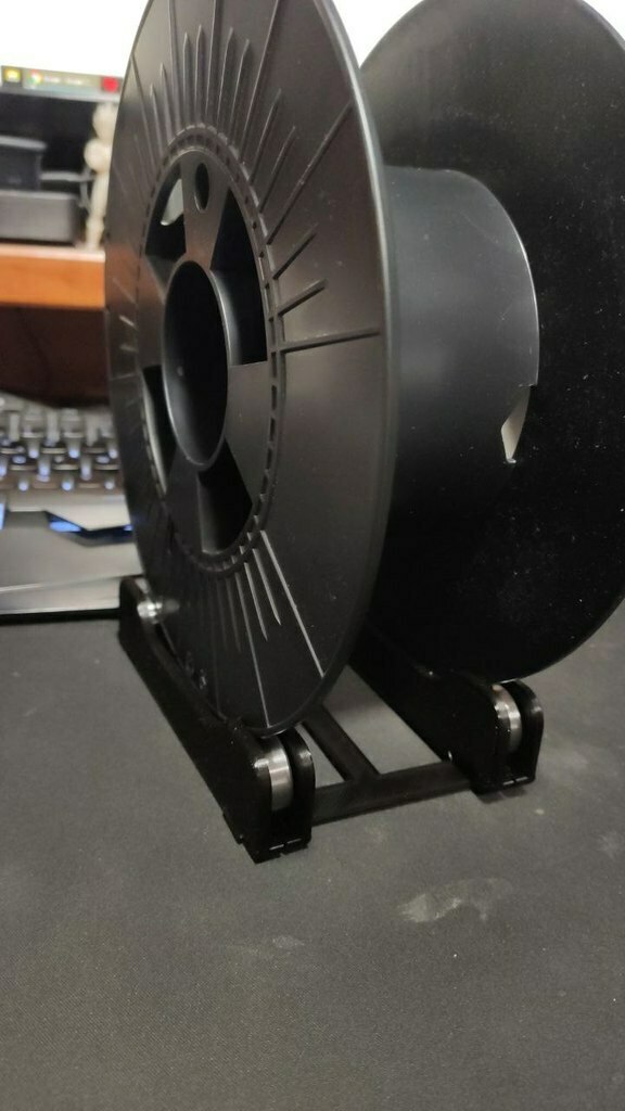 Free 3D file Base para filamento con union H - Filament base with H ...