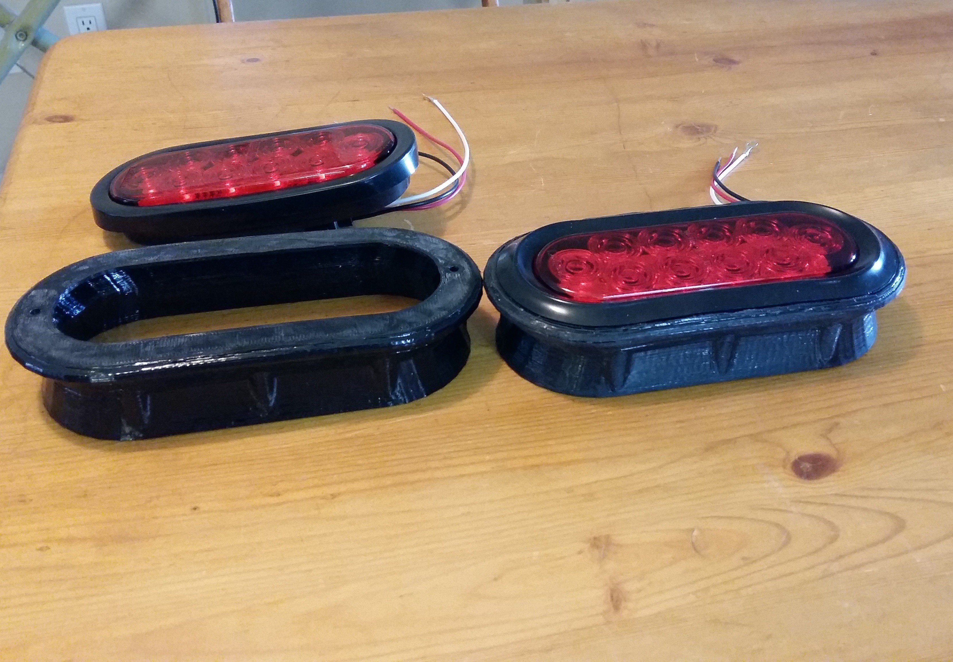 STL file Tail Light Housing・Model to download and 3D print・Cults