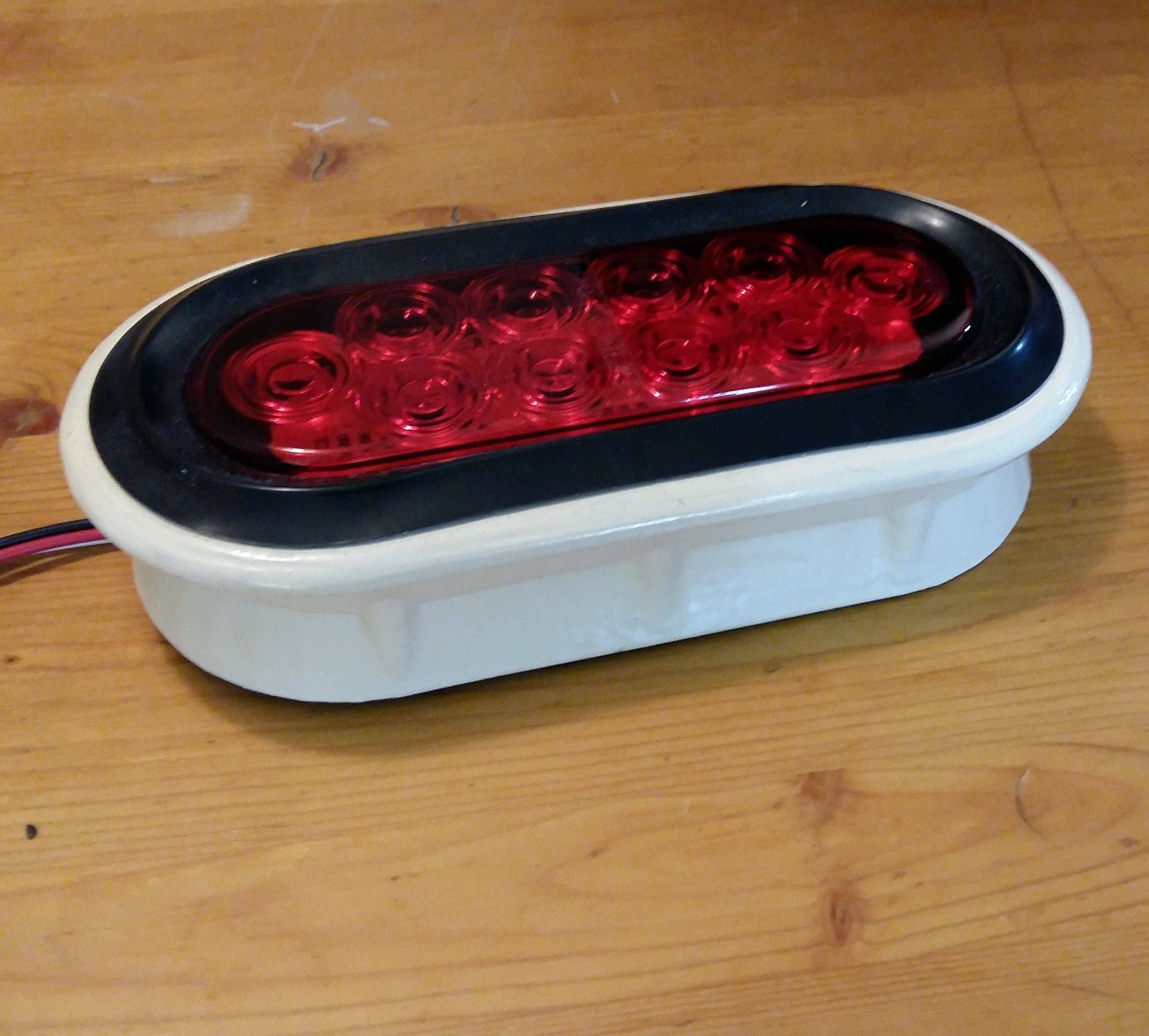 STL file Tail Light Housing・Model to download and 3D print・Cults