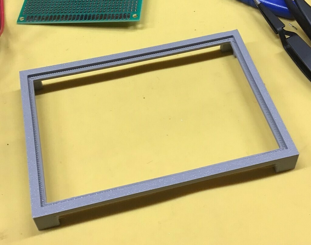 Free 3D file PCB Holder・3D printer model to download・Cults