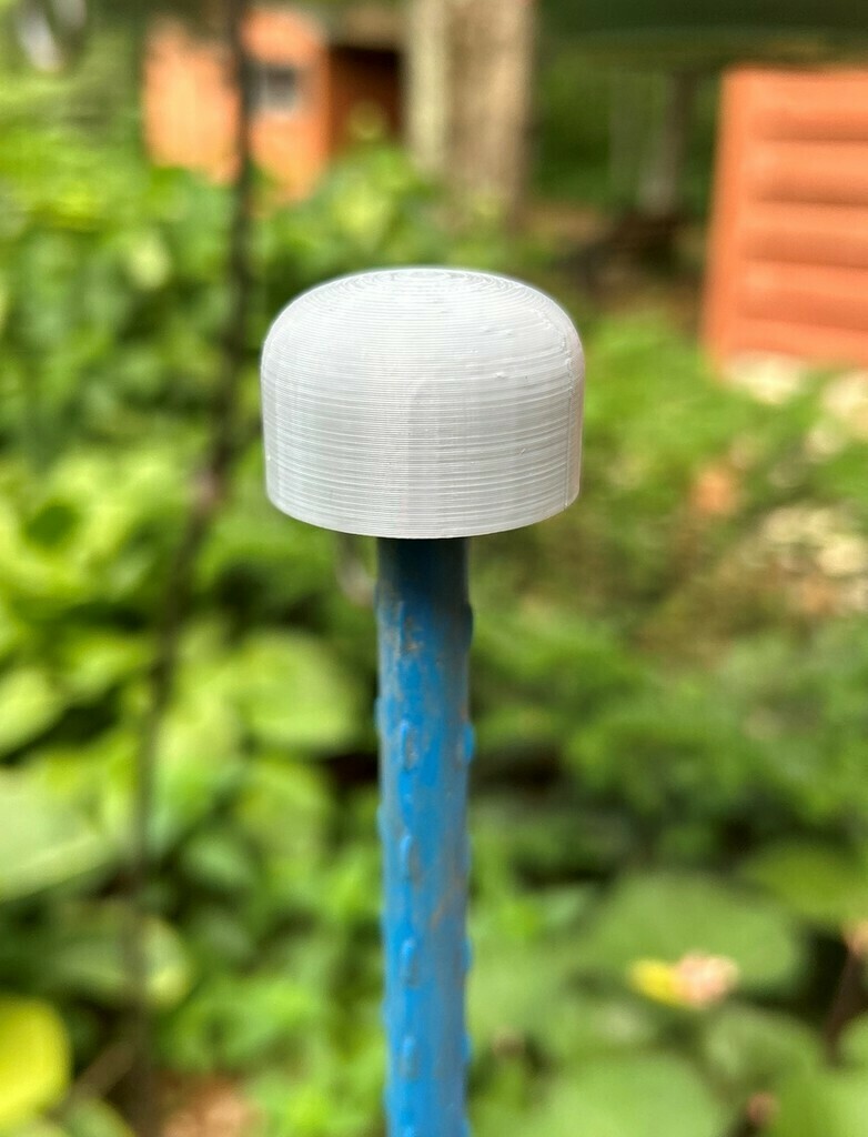 Free 3D file Garden Stake Caps・Object to download and to 3D print・Cults