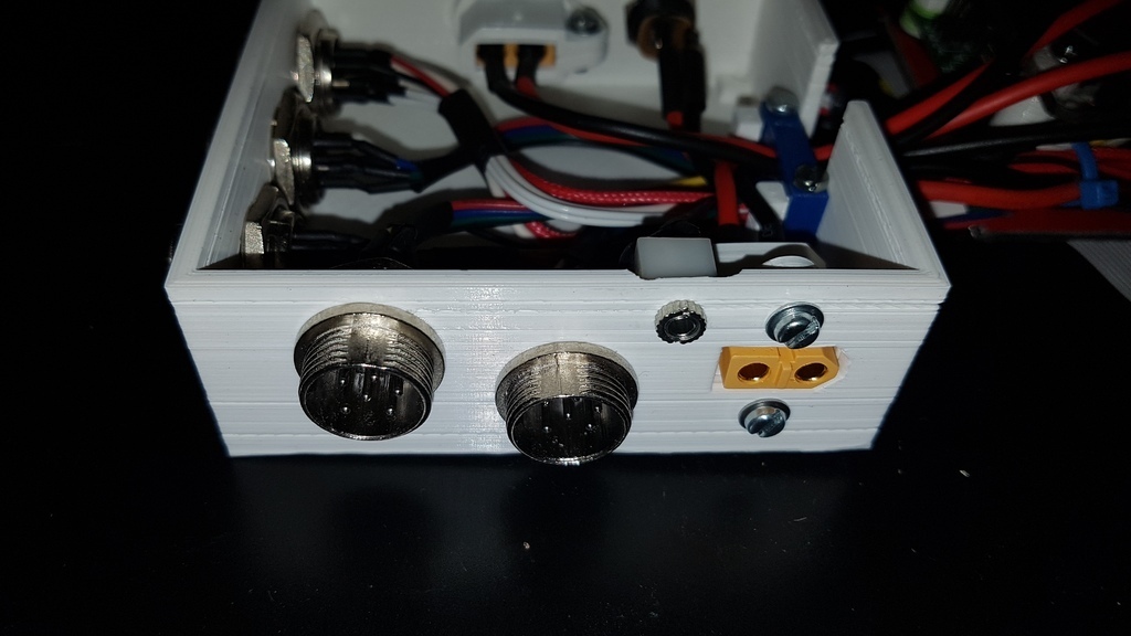 Free 3D file XT60 wall mount・3D printing model to download・Cults