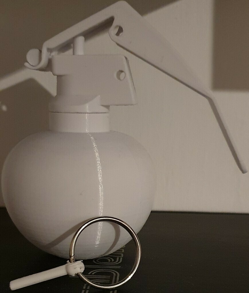 Free 3D file Hand Grenade Prop (Optionally Springloaded!) ・3D printer ...