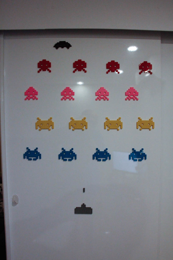 Free 3D file Space Invaders Wall Mount・3D print object to download・Cults