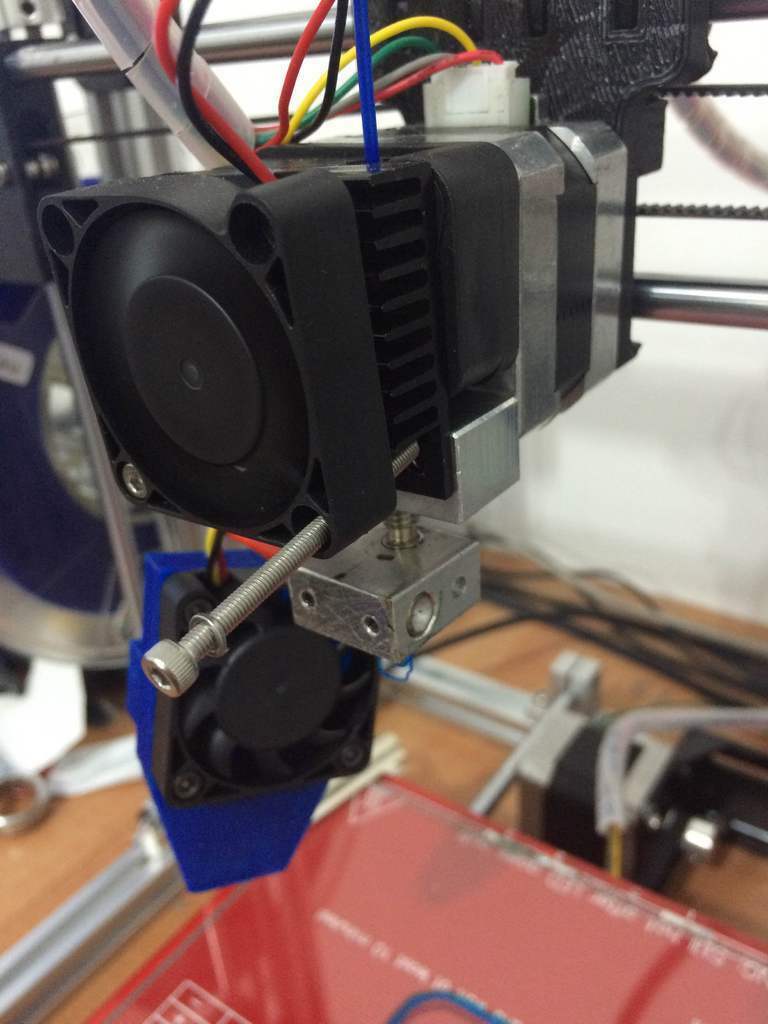 Free 3D file Fan Extruder for MK8・3D printable design to download・Cults