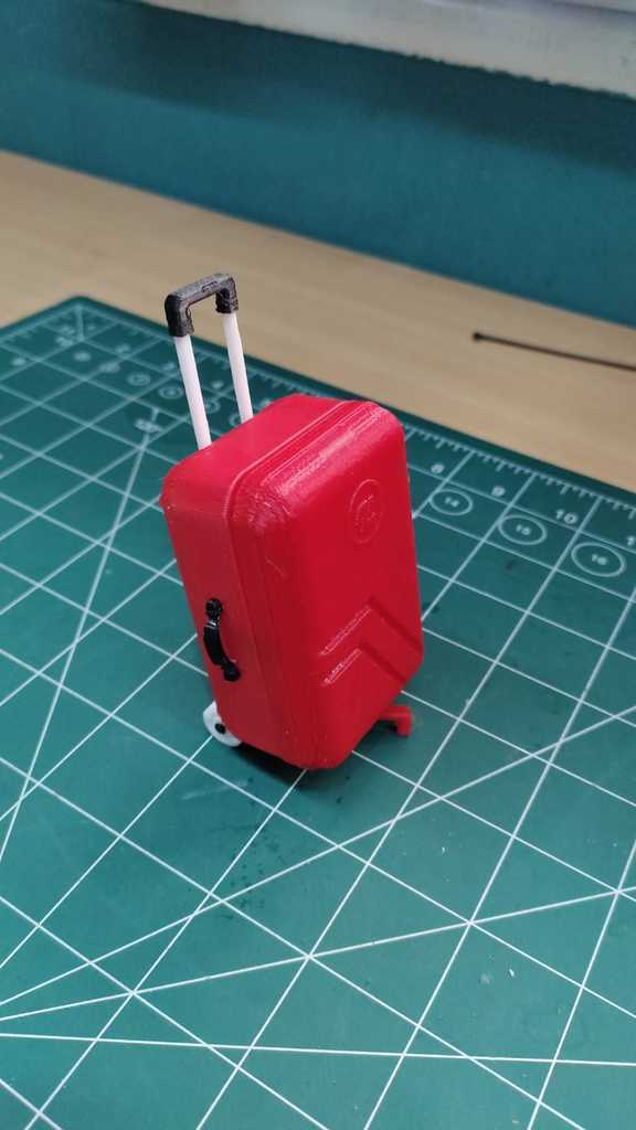 Free 3D file Miniature Suitcase toy; 3d printed・3D printer model to ...
