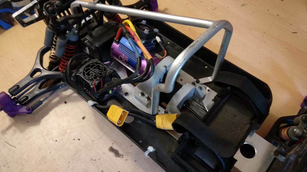 Free 3D file Thunder Tiger MTA-4/ Team associated Monster GT brushless ...