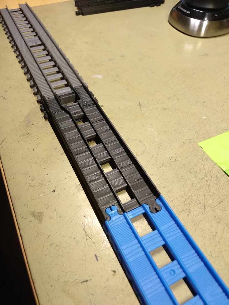 Free 3D file Thomas and Friends Trackmaster train track adapter・3D ...