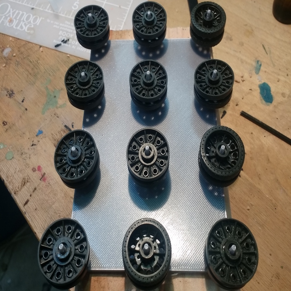 Free 3D file Tank Wheel Holder For Painting・3D printable model to ...