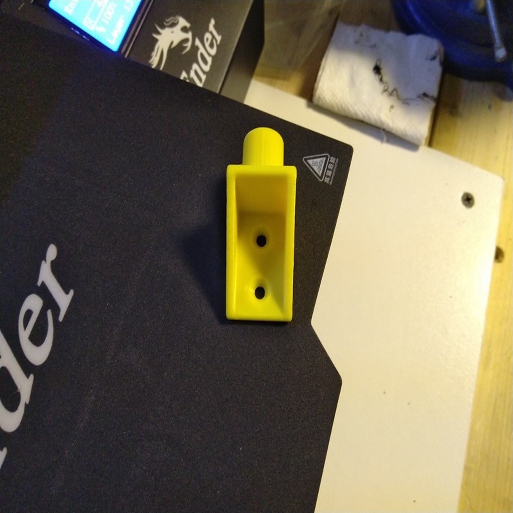 Free 3D file Bracket for 1/2" PVC pipe・3D printing design to download・Cults