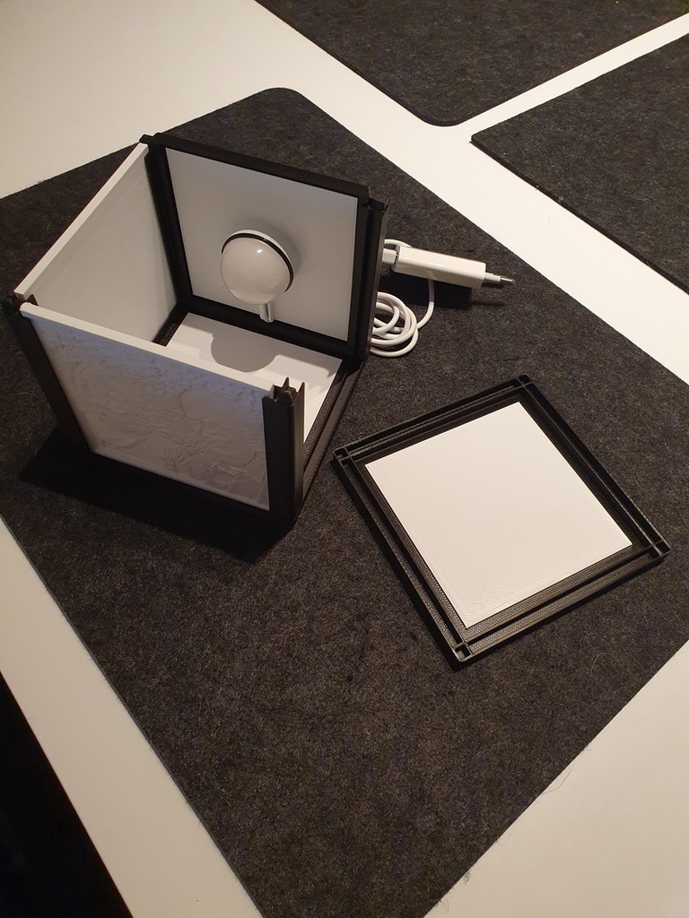 Free 3D file Square Lithophane light box・3D print design to download・Cults