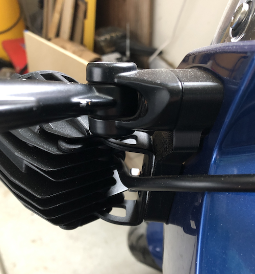 Free 3D file Light Mounts for BMW F800・3D printer design to download・Cults