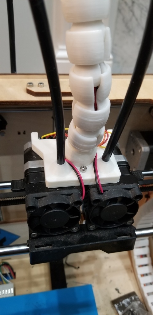 Archivo 3D gratis Guía de fliamento y gestión de cables de FlashForge ...