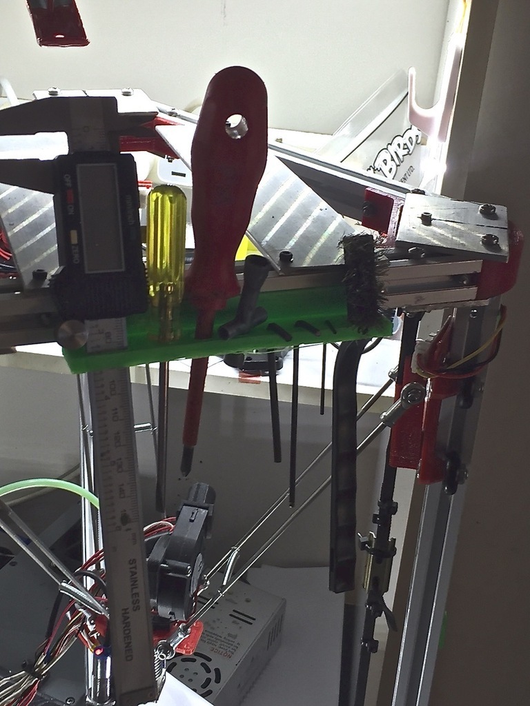 Free 3D file TOOL RACK 2020 EXTRUSION 🔧・3D print model to download・Cults