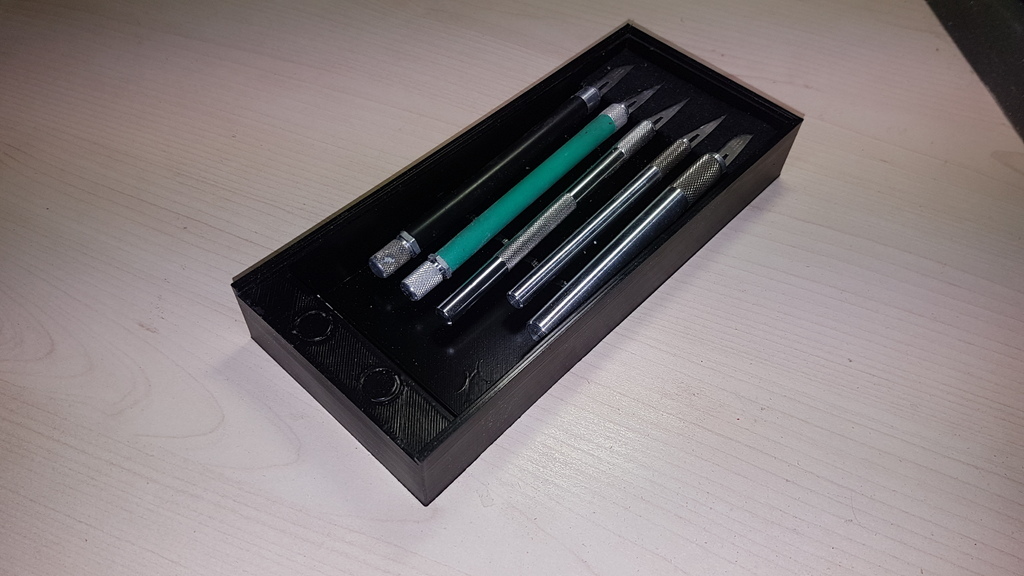 Free 3D file Scalpel storage box (with cover)・3D printable object to ...