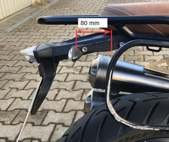 STL file BMW R nineT Turn signal repositioning brackets・3D print design ...