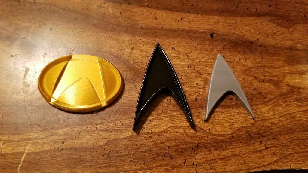 Free 3D file Star Trek TNG Communicator Badge・3D printing idea to ...