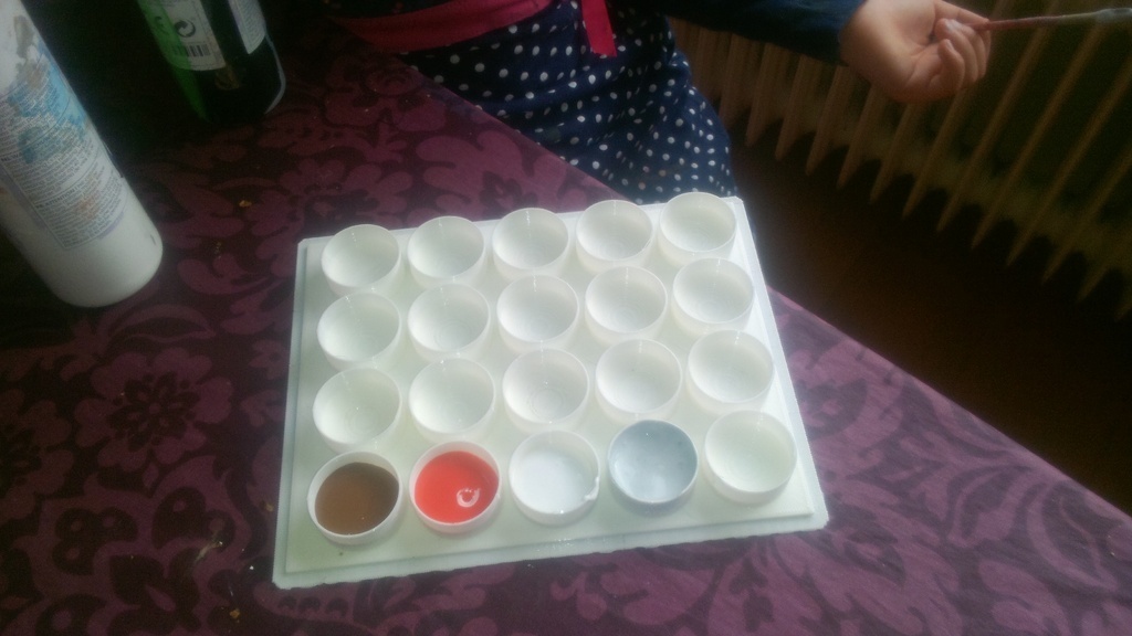 Free 3D file Paint Tray ____ each tray will individually be sealed・3D ...