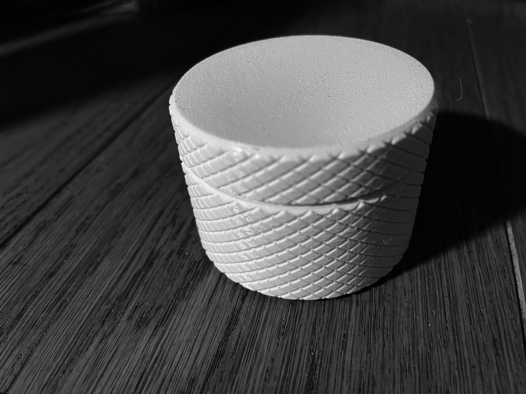 Free 3D file Modular screw-top cylinder with knurled surface ...