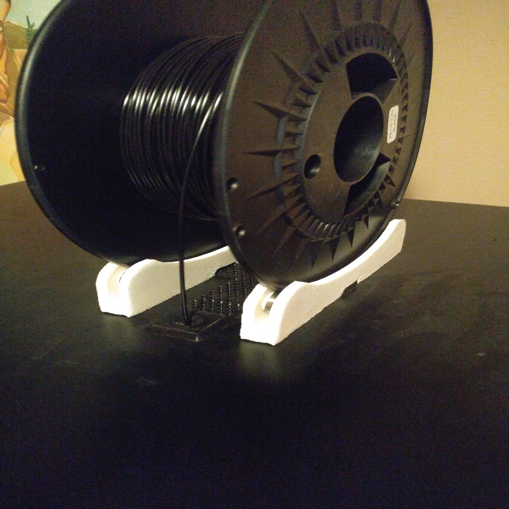 Free 3D file Screwless Spool Holder (to press together) (10mm ballbearings needed)・3D print ...