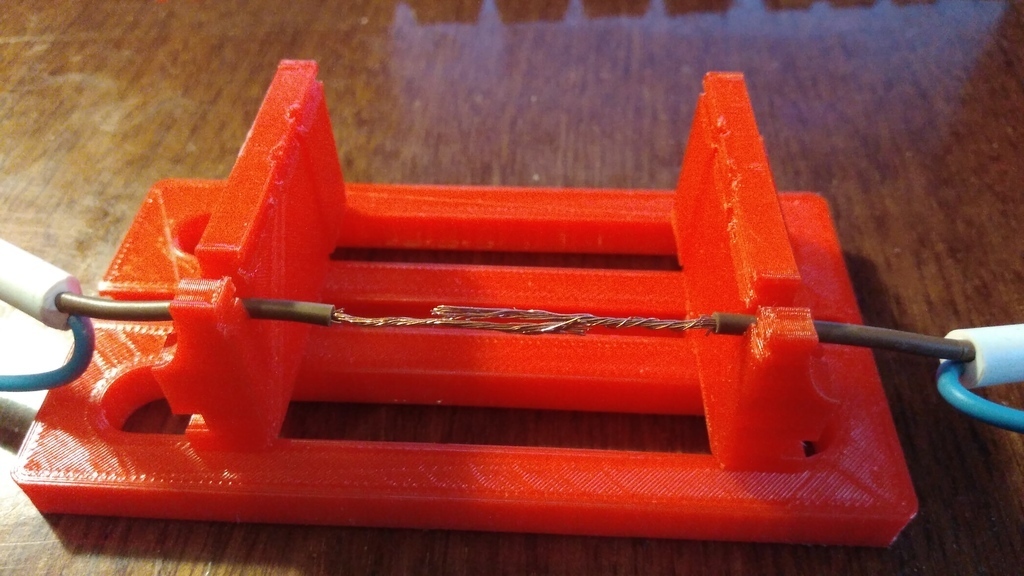 3D file PCB Vice and mini cableholder・3D printing idea to download・Cults