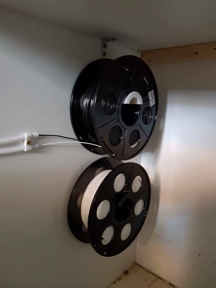 Free 3D file Wall Spool Holder 🔧・Model to download and 3D print・Cults