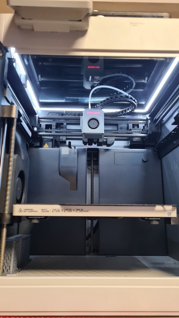 Free 3D file Bambu X1C Top Glass Riser remix for Neon-LED-Stripe・Model ...