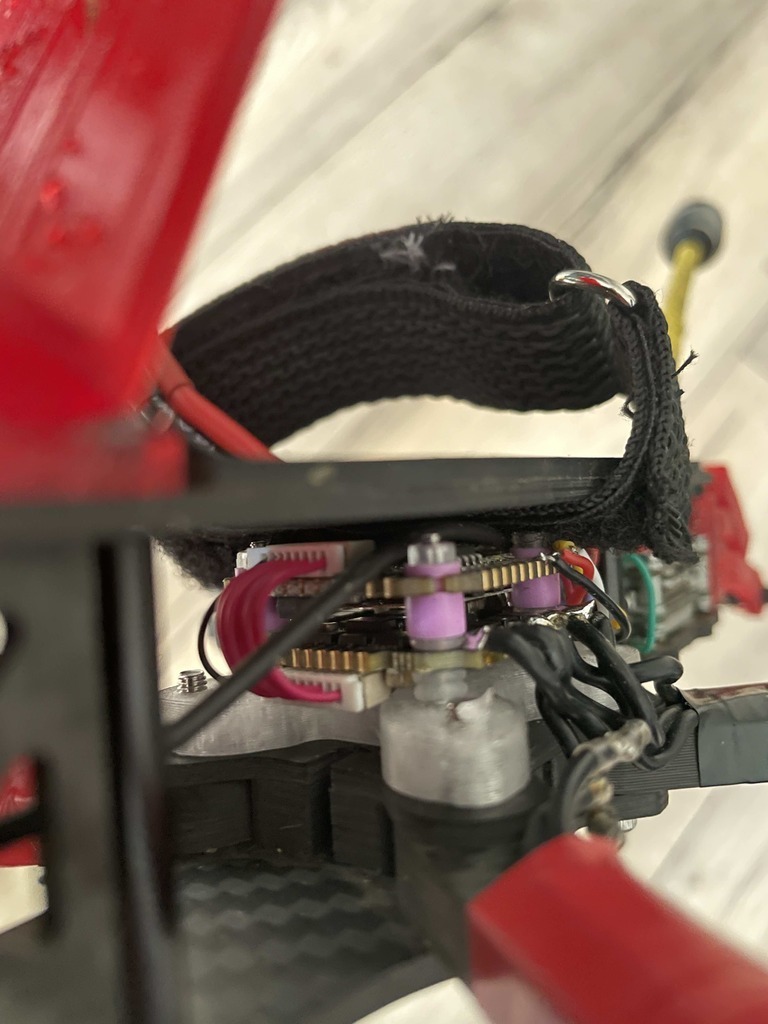 STL file TBS Source One V5 30x30 to 20x20mm Adapter / Mount・3D printer ...