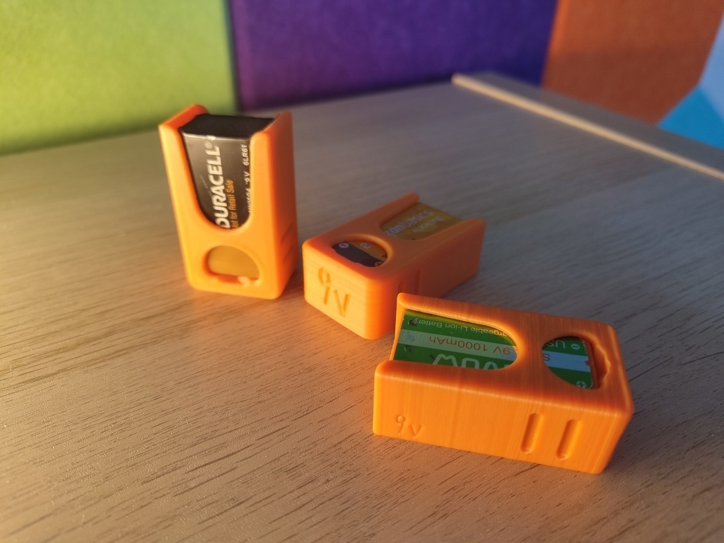 Free 3D file 9 Volt Battery Protector w/ Satisfying Click・Object to ...
