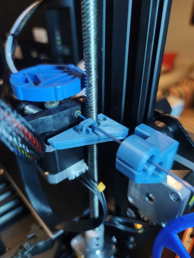 Free 3D file Upgrade Kit Ender 3 V2 Filament Guide for side support 🪢・Object to download and to ...