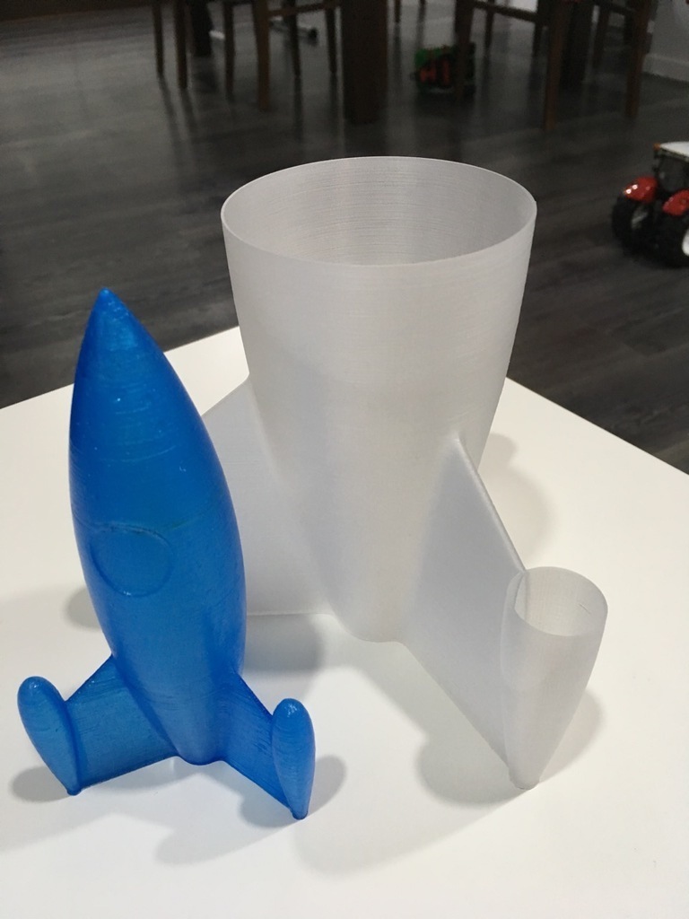 Free 3D file Little rocket・3D print design to download・Cults