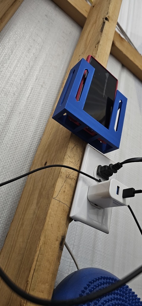 Free 3D file Wall Mount Cell Phone Holder・Model to download and 3D ...