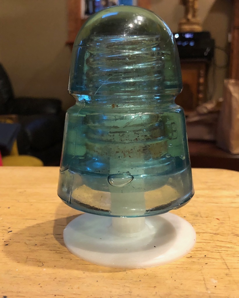 Free 3D file Railroad insulator display stand・3D printable design to ...