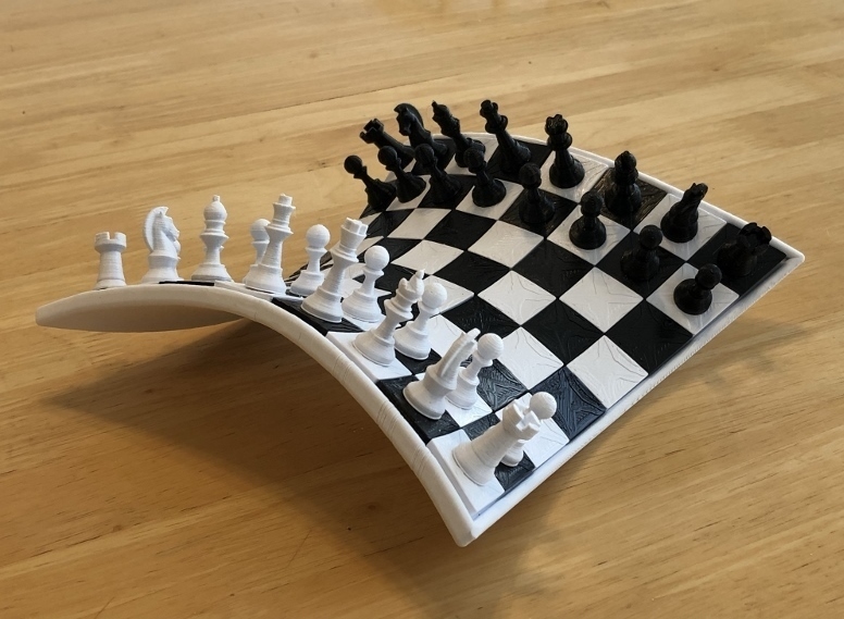 Fichier 3D gratuit Échiquier non euclidien (paraboloïde hyperbolique ...