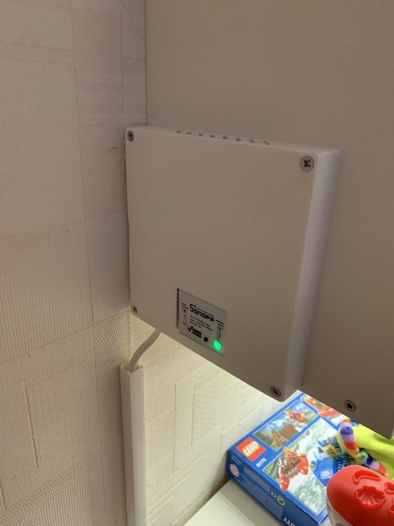 Free 3D file Sonoff basic enclosure・3D printing model to download・Cults