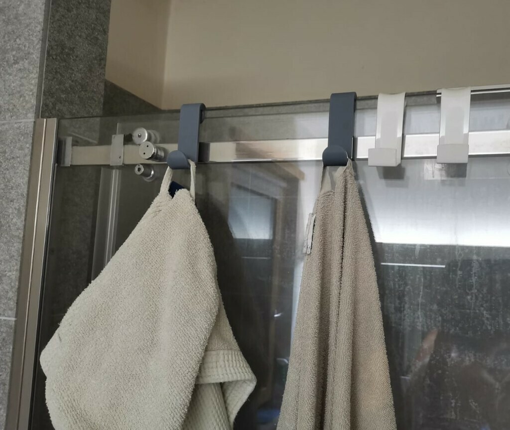 Free 3D file Gangio porta accappatoio per box doccia・3D printable ...