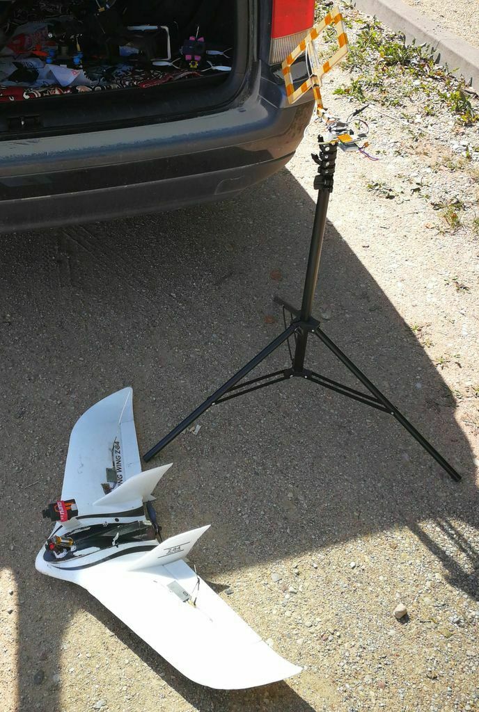 Free 3D file Mobius/Runcam holder (airplane) 🛩️・3D printer model to ...