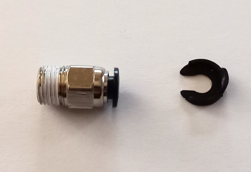 Free 3D file Bowden Clip Inner Diameter 5,5mm・3D printable model to ...