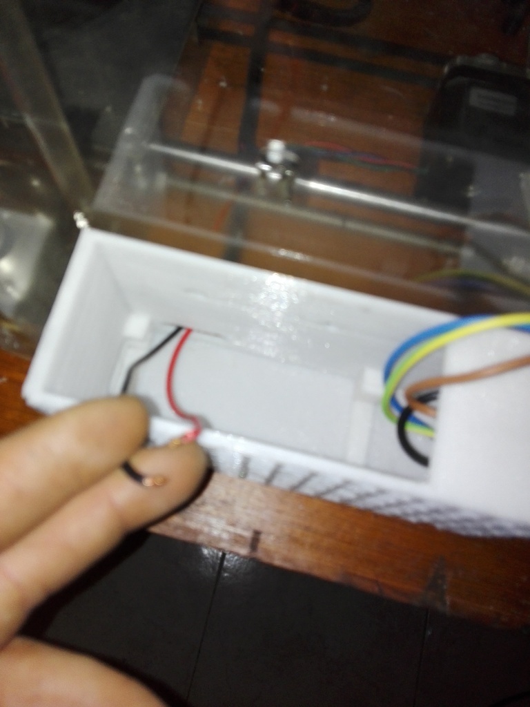 Archivo 3D gratuito PRUSA I3 UPDATE POWER BOX・Design para impresora 3D ...