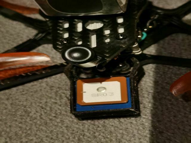 Archivo 3D gratis Emax Babyhawk 2 HD soporte tbs gps m8.2・Diseño de ...