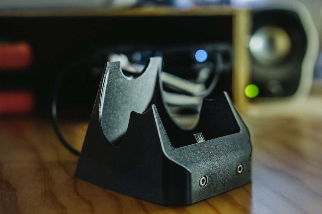 Free STL file Xbox One Controller Stand for Brooks Adapter 🎮・Design to ...