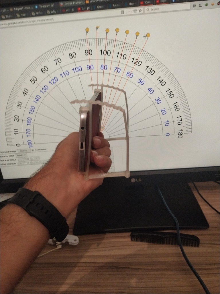 Free 3D file Phone Stand for Filming (parametric) 📞・3D print design to ...